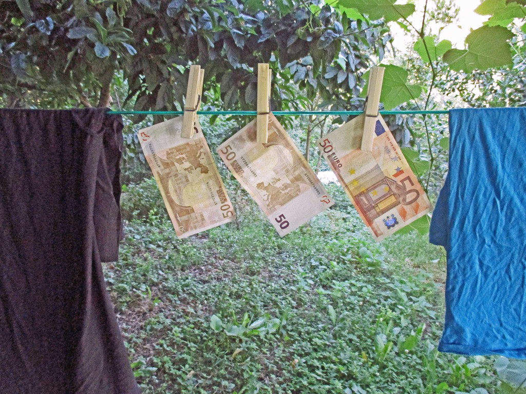 Sgancia la moneta! - CampiAperti Sgancia la moneta! - CampiAperti